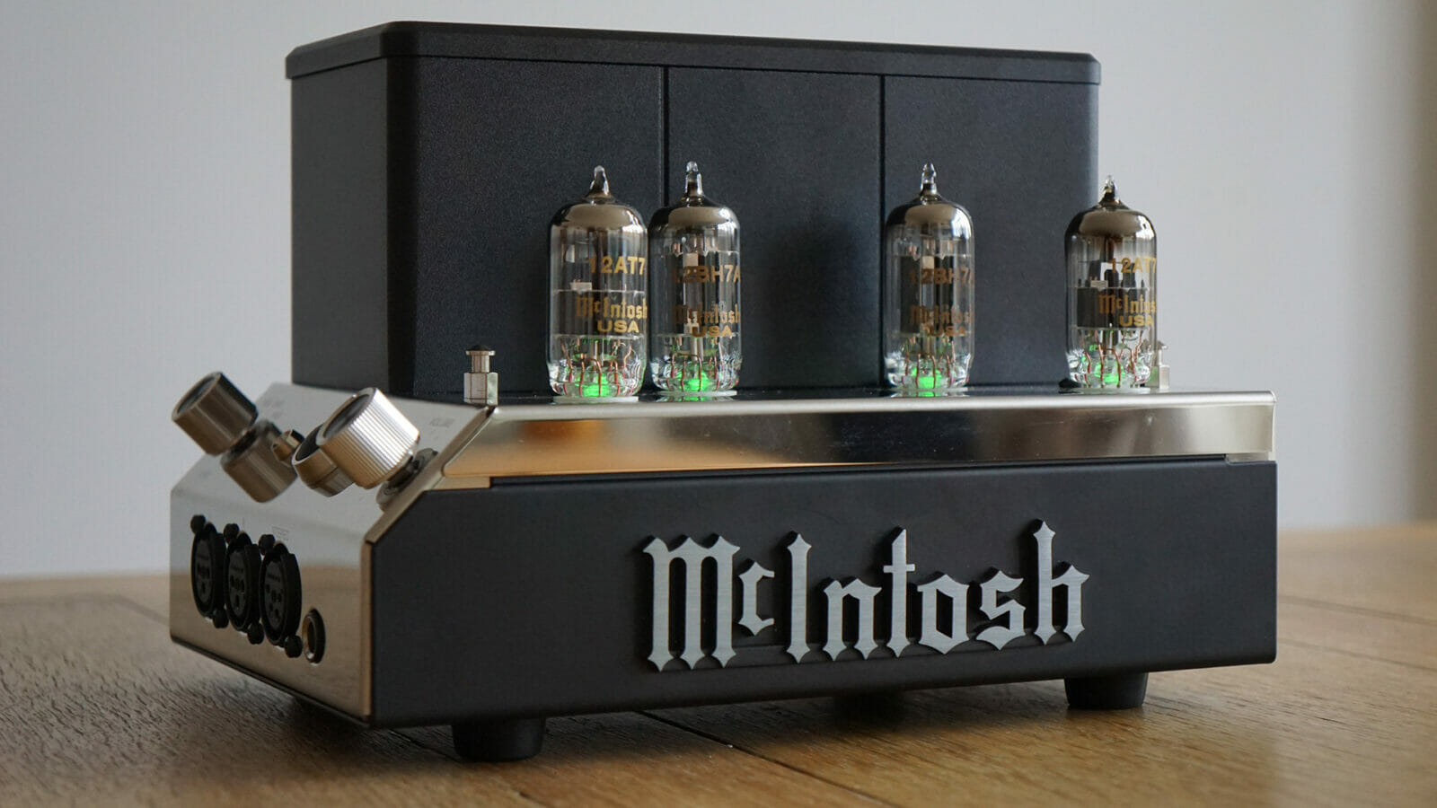 McIntosh MHA200 headphone amplifier review - Audiograde