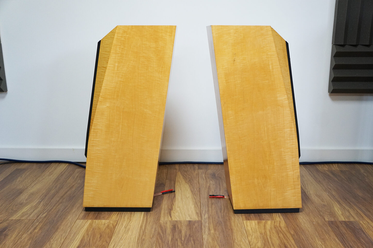 Classic HiFi: Avalon Avatar floorstanding loudspeaker - Audiograde