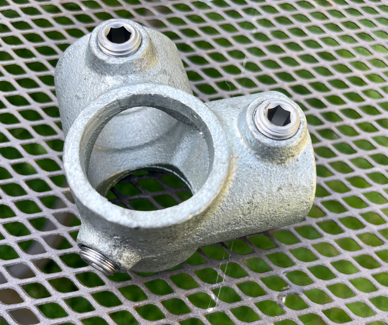 How to make a heavy duty hifi stand - Audiograde