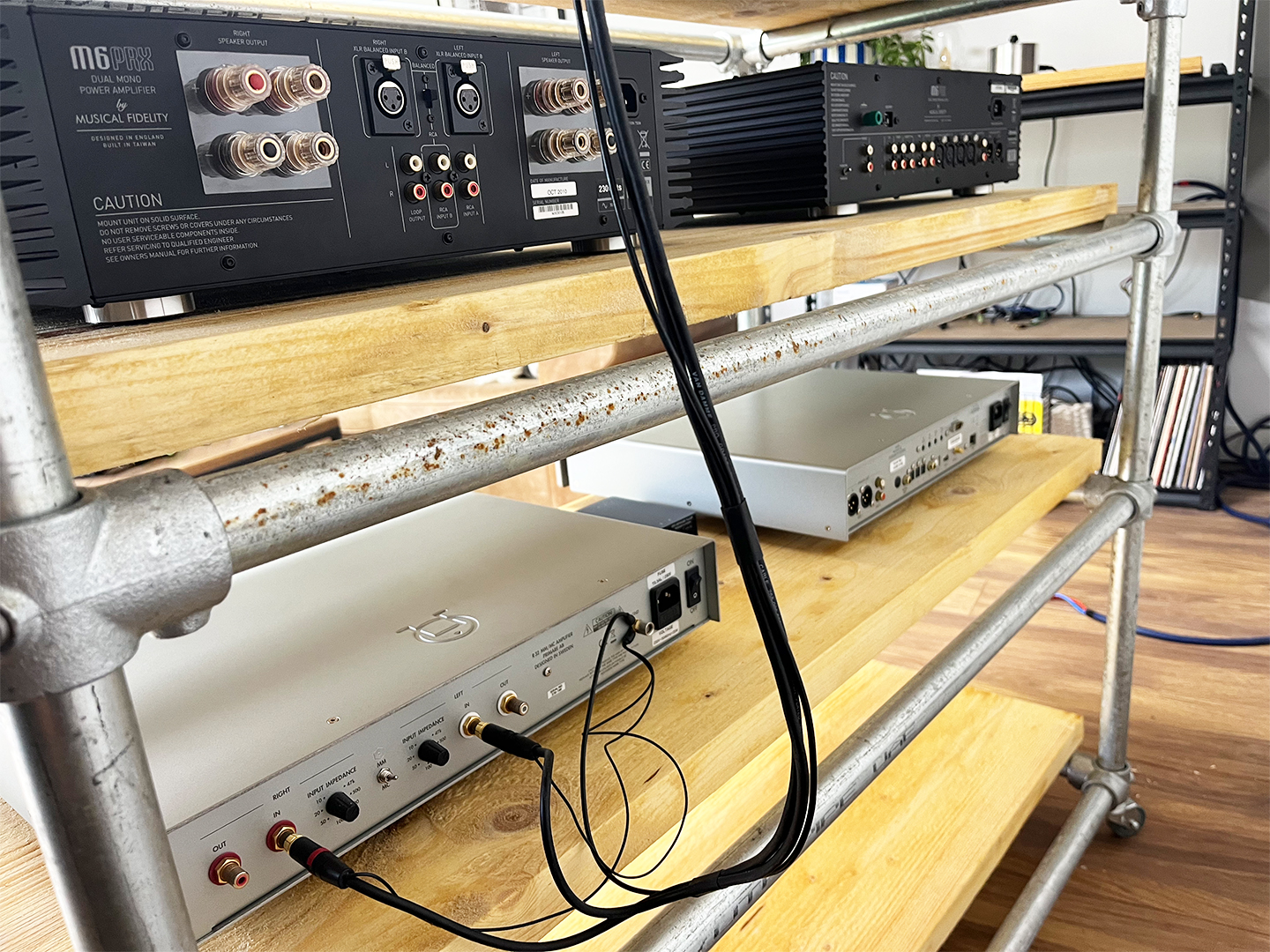 How to make a heavy duty hifi stand - Audiograde