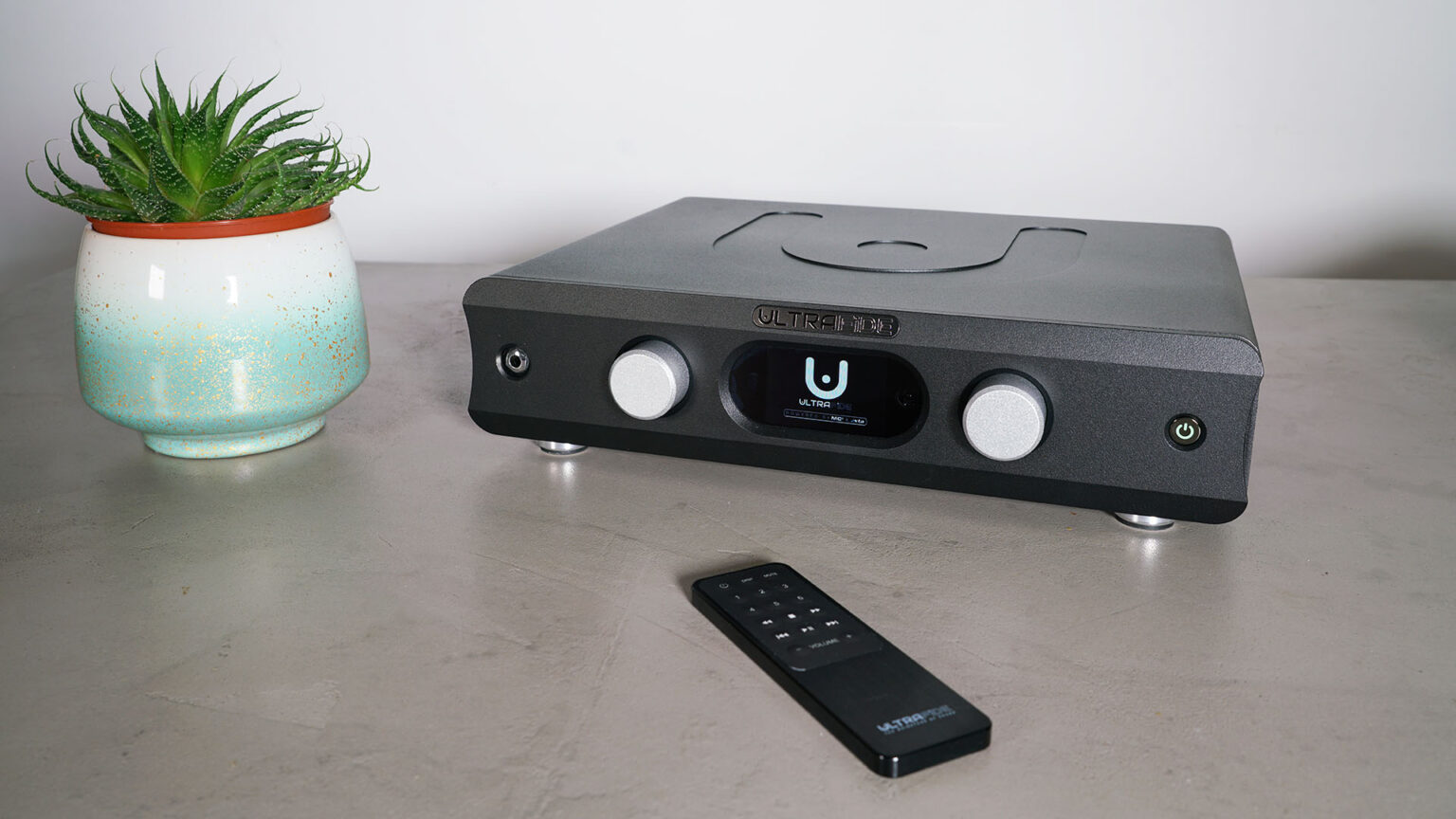 Ultrafide U4PRE and U500DC amplifiers review - Audiograde