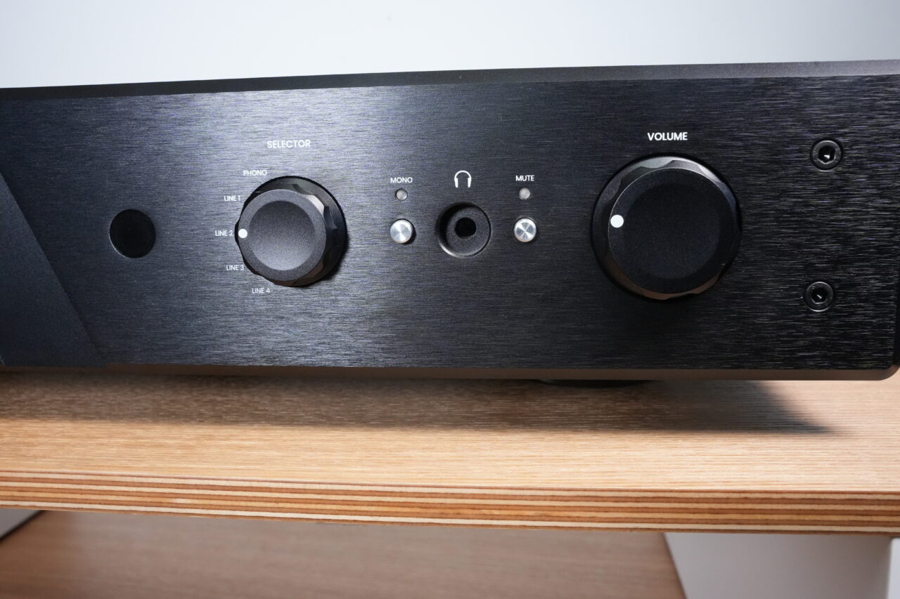 AVID Accent integrated amplifier review - Audiograde